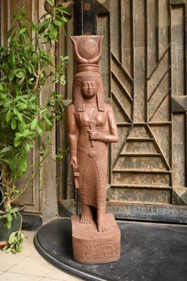 Museum Replica Rose Granite Stone Statue Isis Hand Carved In Egypt (4 ...