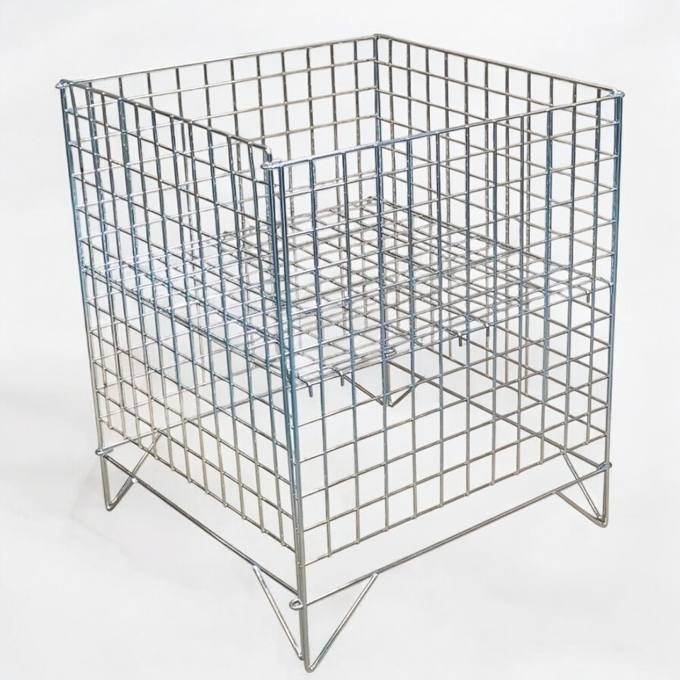Retail Shop Supermarkets Stacking Shopping Baskets Metal Plastic Retail ...