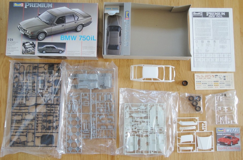 REVELL PREMIUM BMW 750iL E32 1:24 | eBay