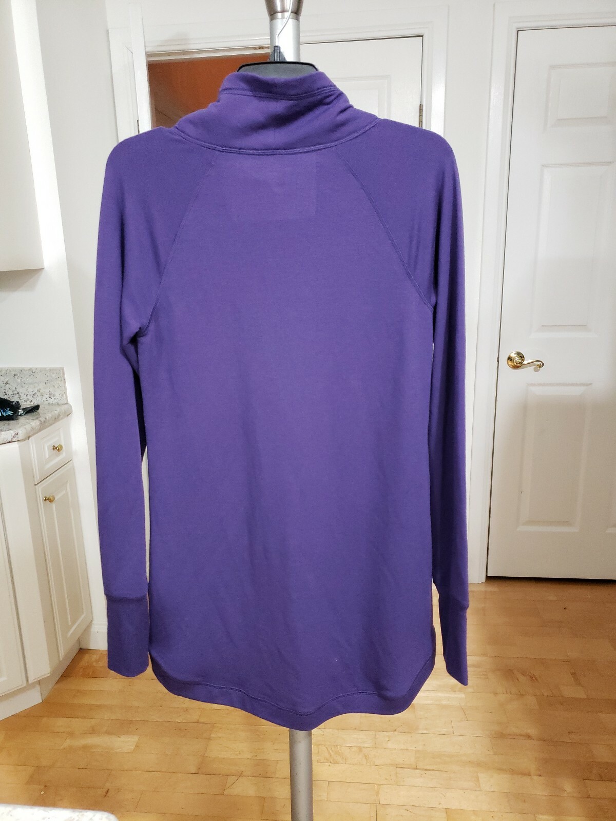 Women's Tek Gear DryTek High Neck W/Drawstring. Size Small. New without ...