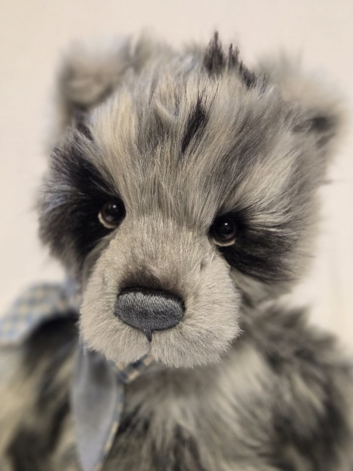 Charnwood 17" Standing Bear from Charlie Bears Brand New US Seller Fast ...