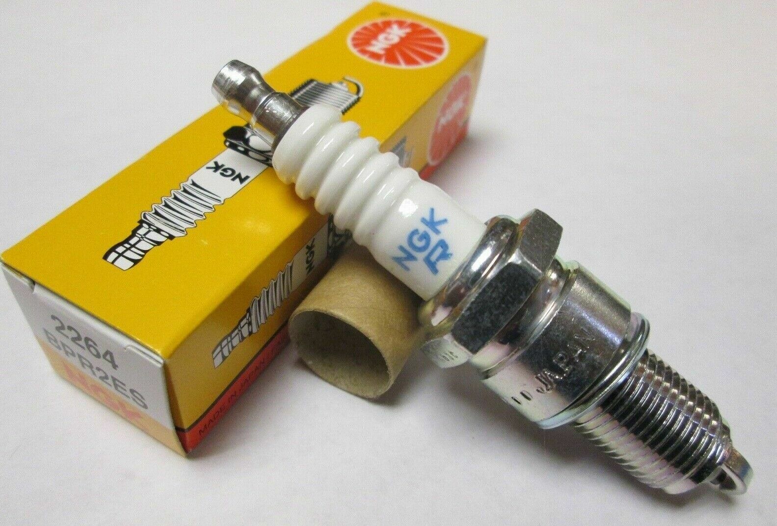 NGK Spark Plug BPR2ES Kawasaki Mule 4000 4000 Mule 2009-2017 | eBay