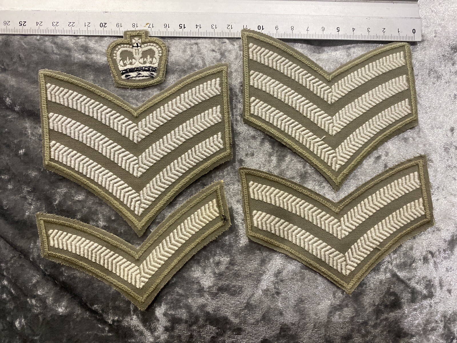 Genuine British Army No2 Staff / Colour Sergeants SGT Patch Crown CR2 ...