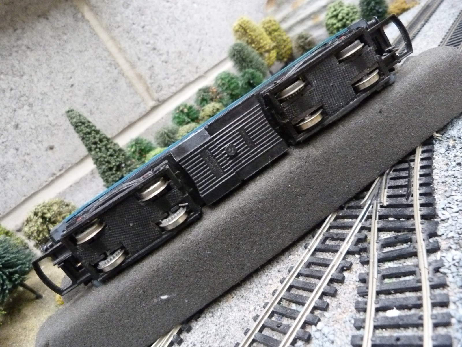 Hornby BR blue class 25 loco for OO gauge model train set | eBay UK