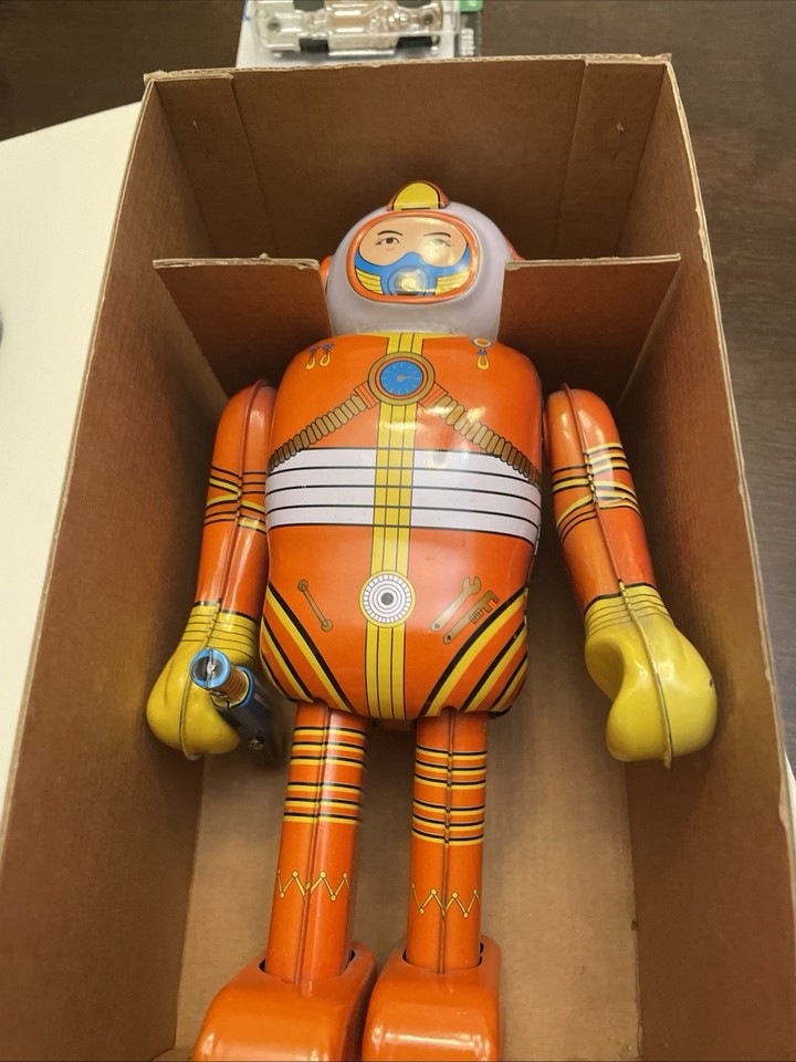 Vintage Daiya Spaceman Robot 1960s Tin Toy Japan – Original Retro Robot ...