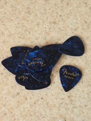 098-0351-902 (11) Fender Heavy Blue Moto Celluloid 351 Guitar Picks | eBay