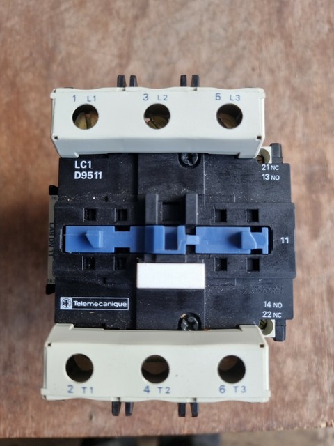 Telemecanique Lc1 D9511 125 Amp Contactor With 230v Coil online kaufen ...