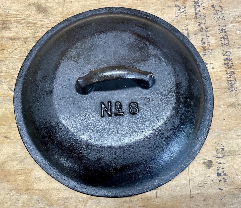 NUMBER 8 MARTIN CAST IRON DUTCH OVEN W/ LID & HAMBURGER LOGO - FLORENCE ...