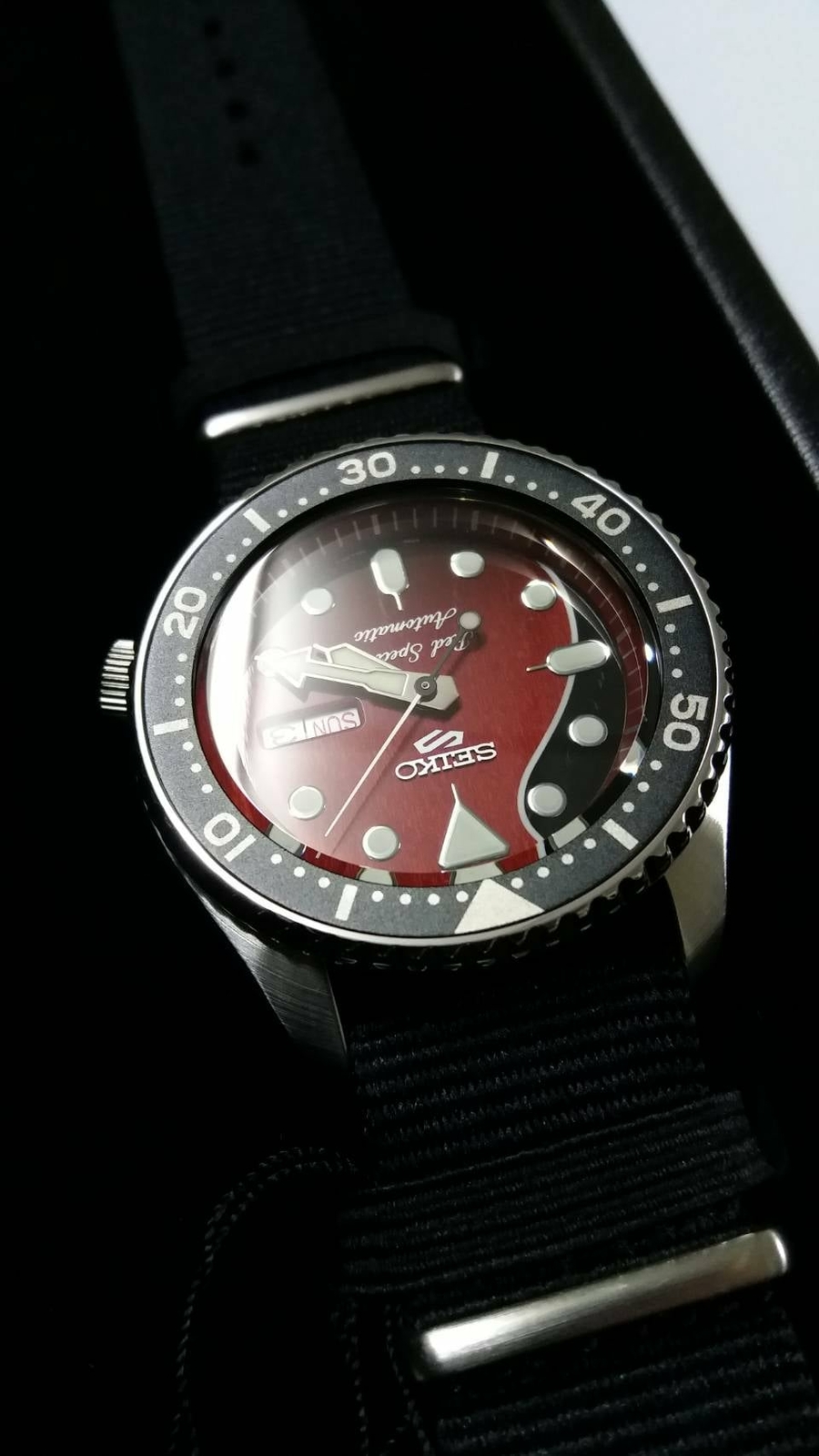 # SEIKO 5 SPORTS BRIAN MAY MEN WATCH SRPE83K1 (NEW, 9,000 LIMITED, Rare ...
