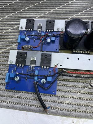 BHC Elko 22000uf Welywn Diode 4x HFA25PB60 2SA1302 2SC3281 Endstufe | eBay