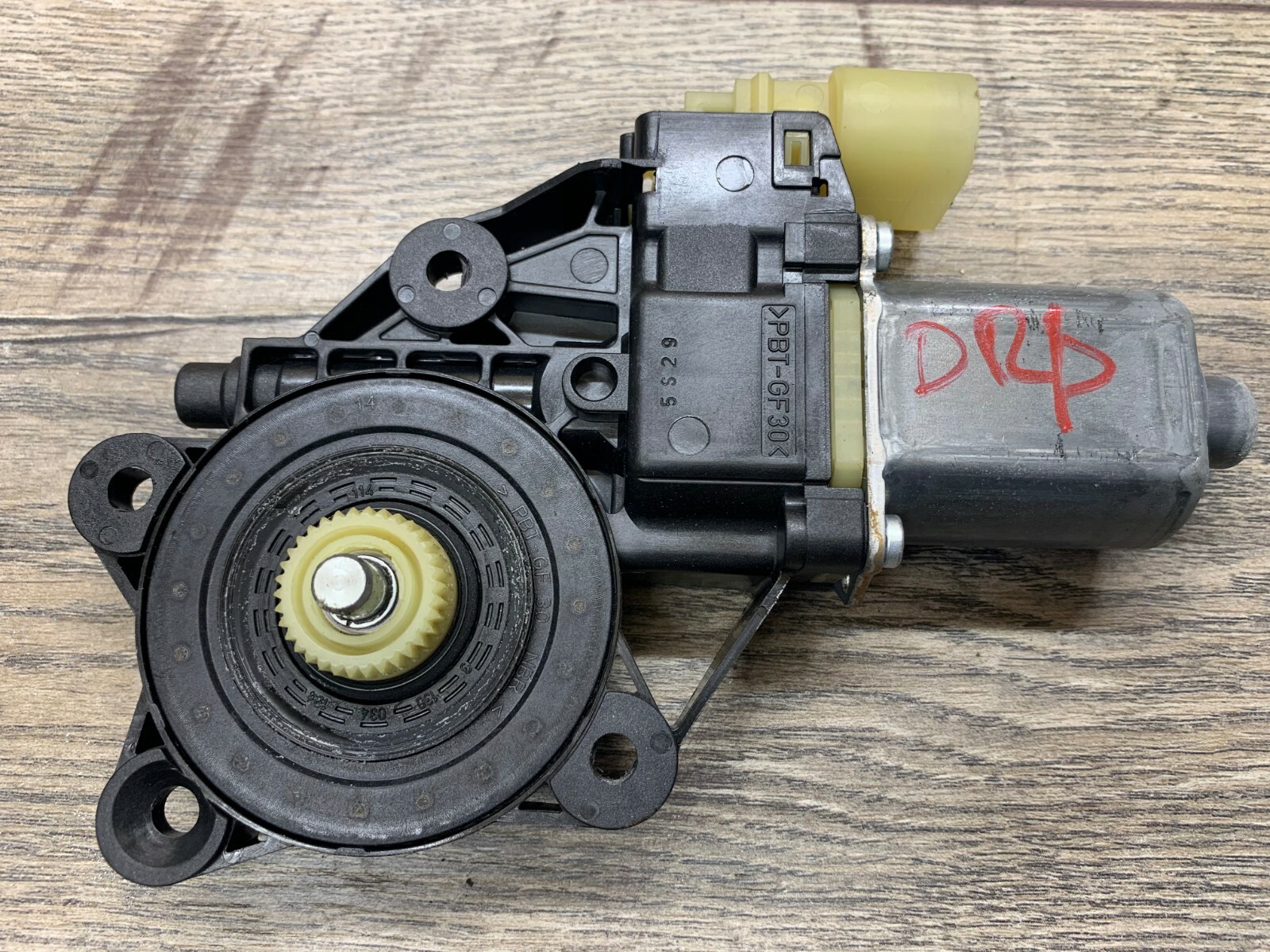 MINI Window Regulator Motor 6 pin Front RIGHT OS Cooper One R55 R56 R57 ...