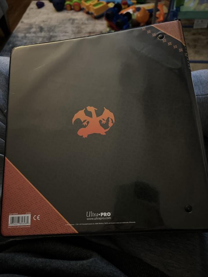 Pokémon Charizard Ultra Pro 9-Pocket Full-View trading cards Binder 20 ...