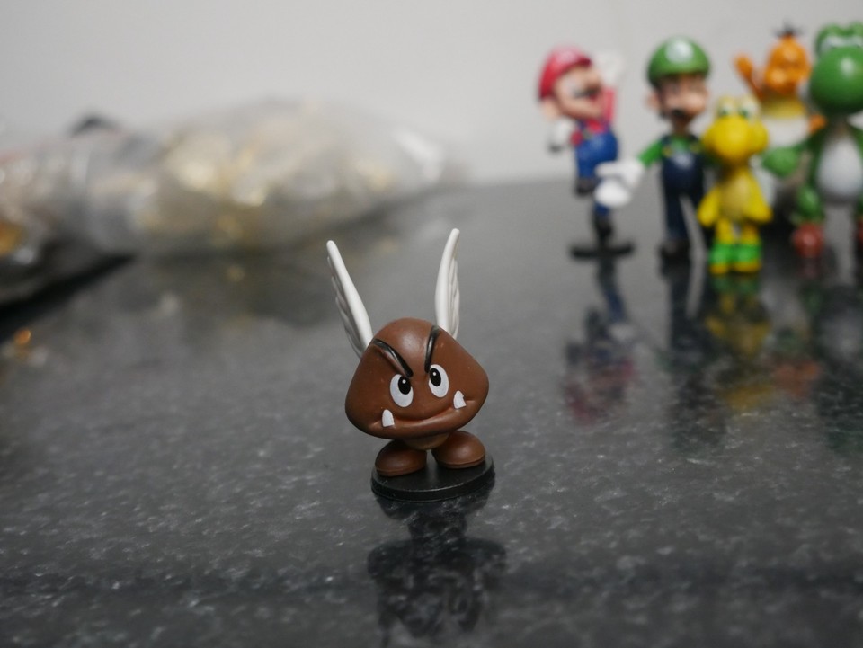 Mario Bros Character Lot of 11- Luigi Shy Guy Yoshi Daisy Koopa Bomb ...