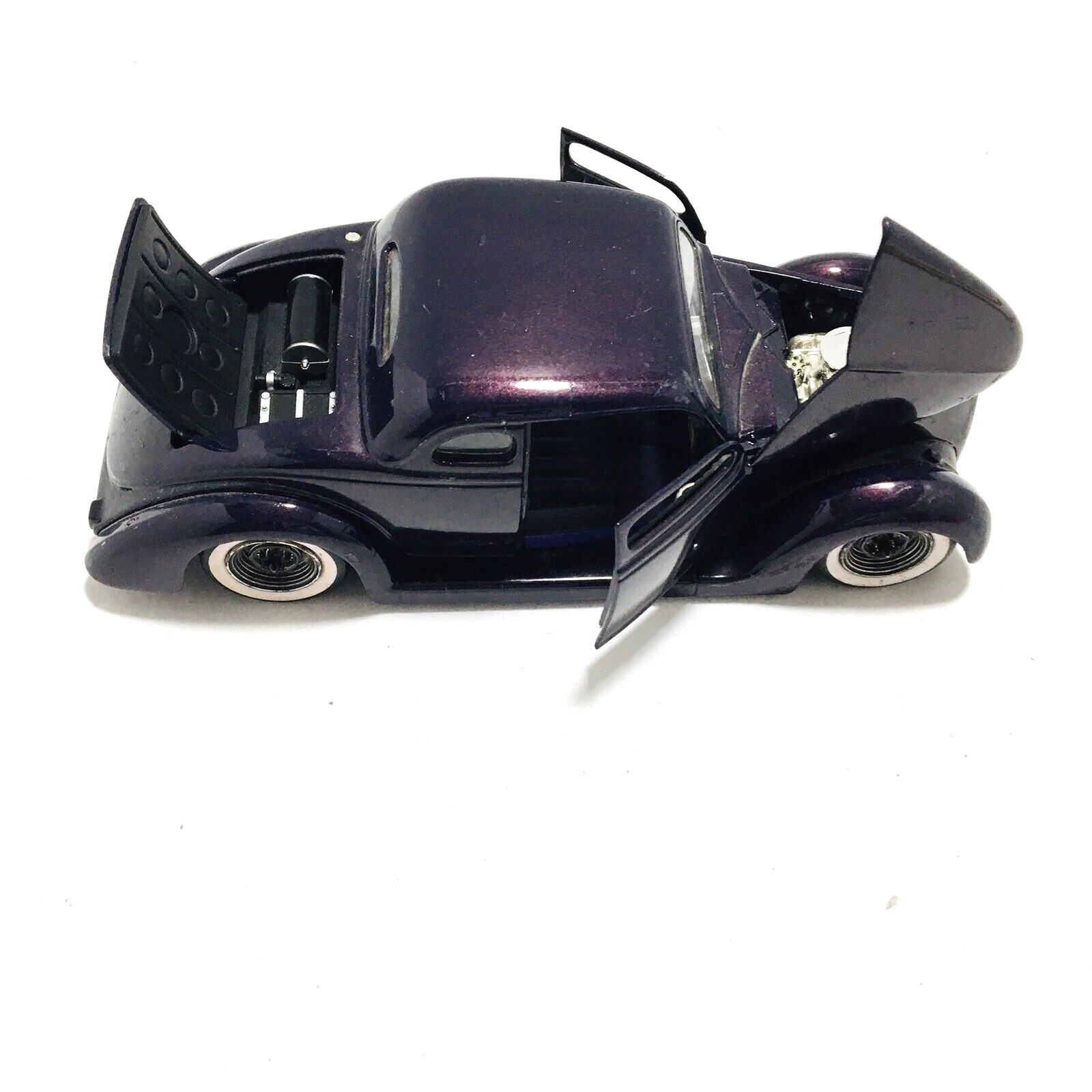 Muscle Machines Funline Ford Motor Company Purple Coupe 1/24 Diecast ...