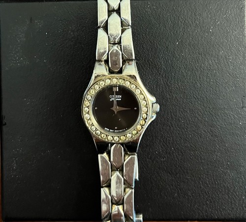 Citizen Elegance Signature Ladies Watch #180979 Small Size | eBay