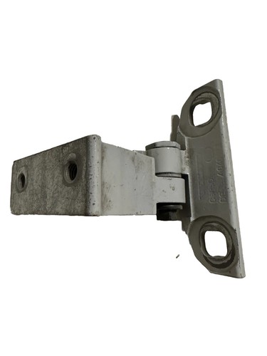MERCEDES-BENZ CLA C117 X117 W117 REAR DOOR UPPER HINGE A046572 OEM | eBay