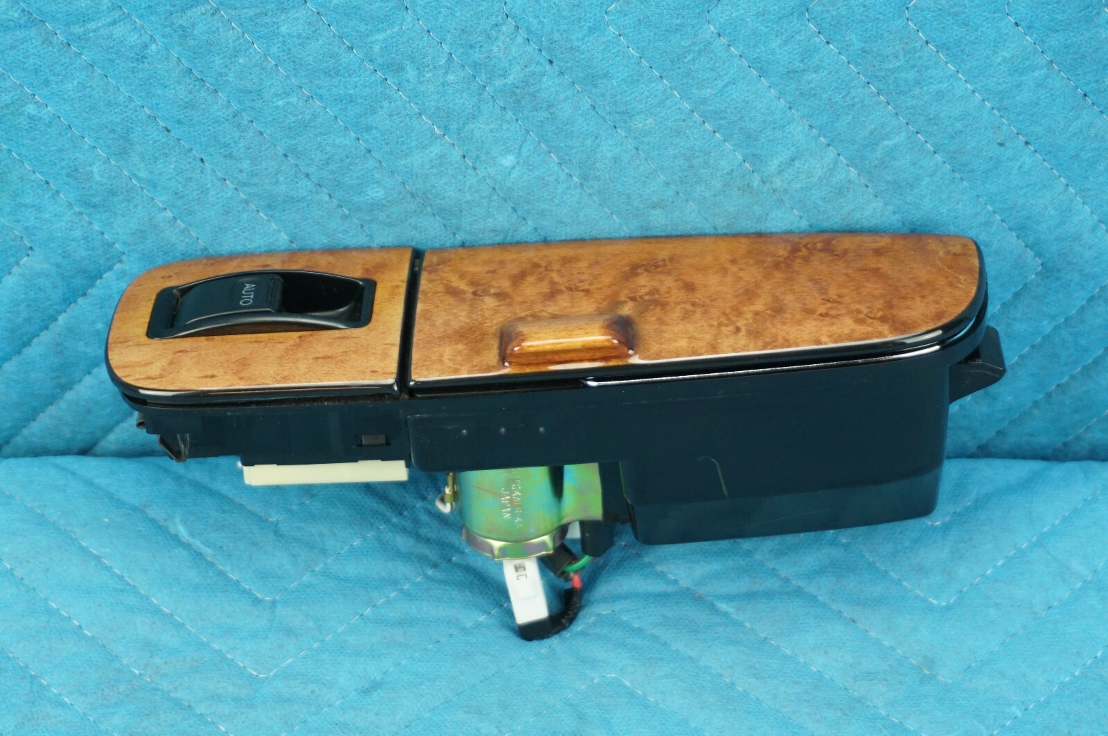 Lexus LS400 Rear Door Ashtray w/ Wood Trim Panel Driver's Side 1998 ...