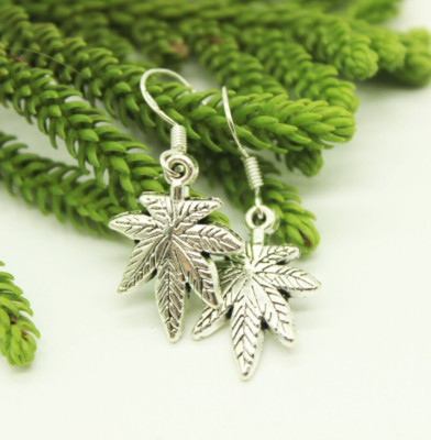 SILVER WEED LEAF EARRINGS Cute Novelty Aussie Meme Sesh Cool Bogan ...