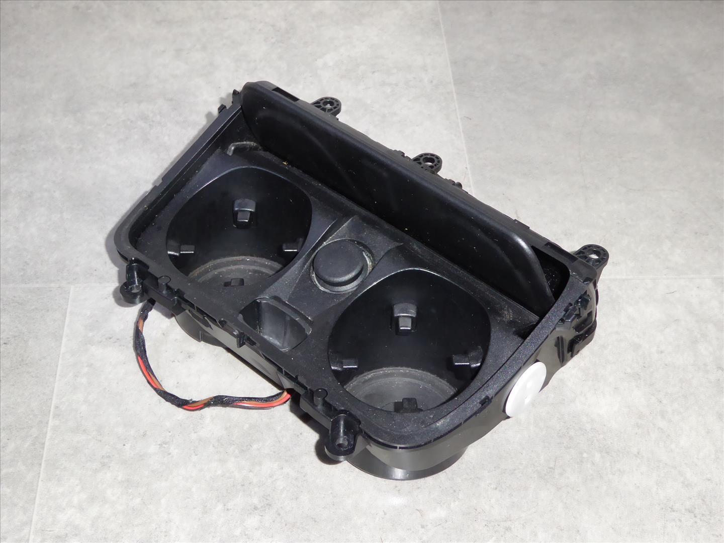 BMW F11 530DX, Getränkehalter Mittelkonsole vorn, 51169277262 | eBay