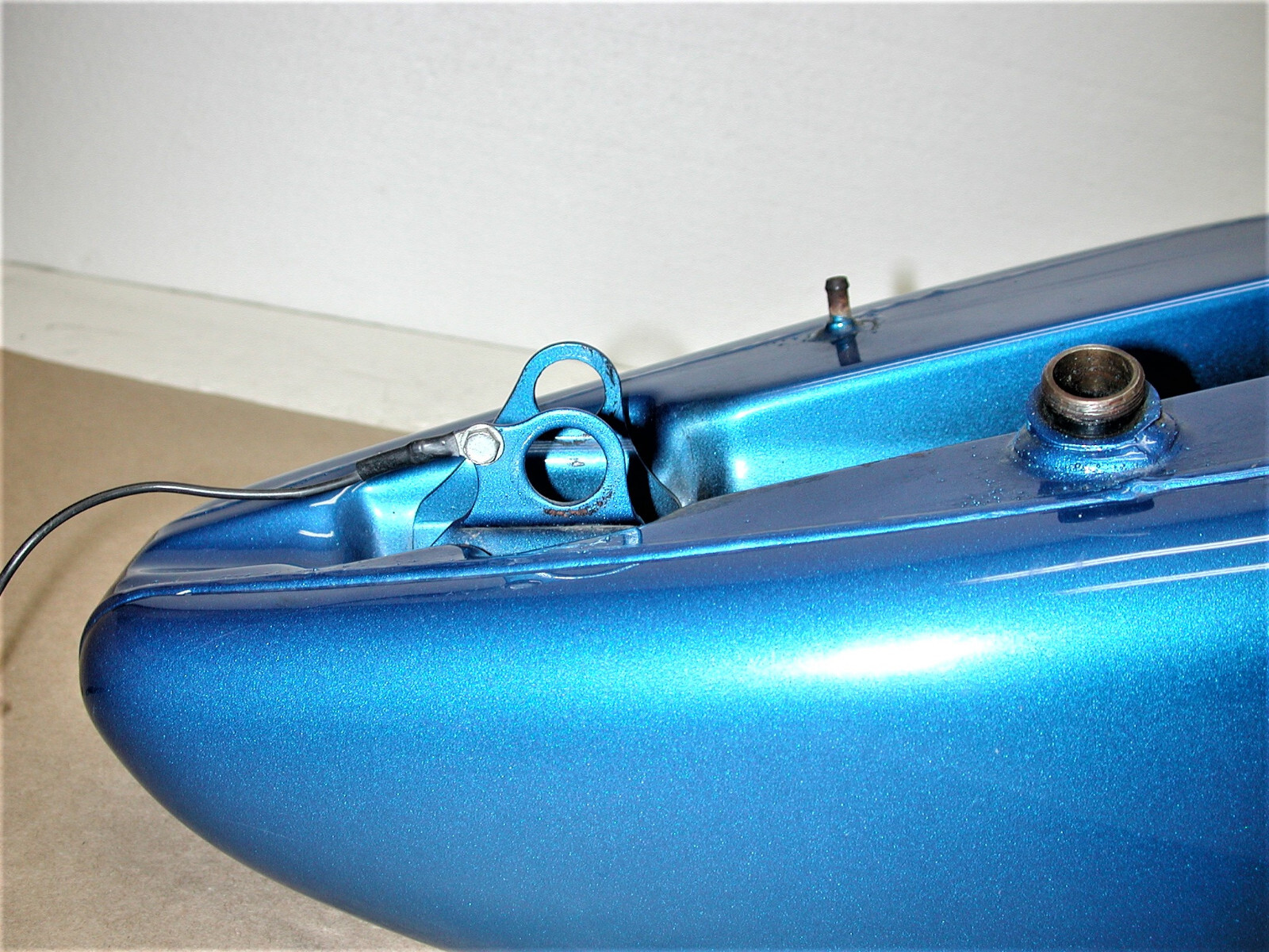 HARLEY DAVIDSON Sportster XL883 OEM 3.3 Gallon Carburetor Fuel Gas Tank ...