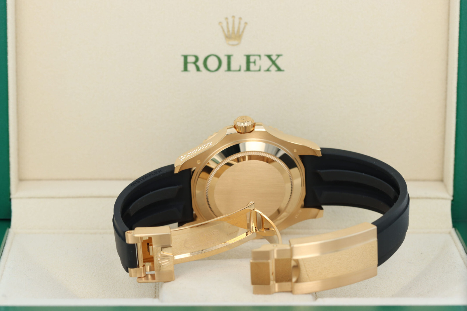 Rolex Yacht-Master Oysterflex 42mm 18kt Yellow Gold Monobloc Middle ...