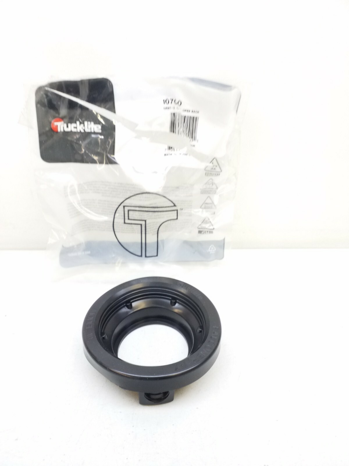 10700 Truck-lite light Rubber Mount | eBay
