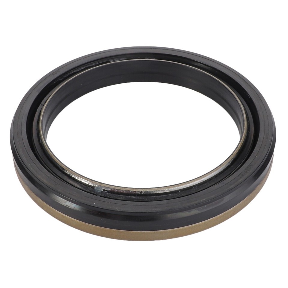 6240892M93 Massey Ferguson 1433 1440 1533 1540 1635 MFWD Front Spindle ...
