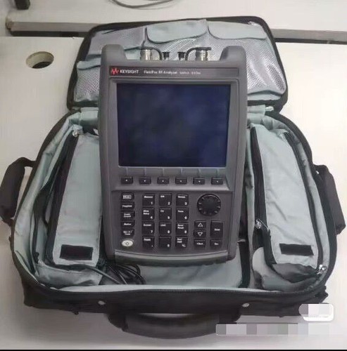 Agilent Keysight N9917A 18GHz FieldFox Handheld Microwave Analyzer with ...