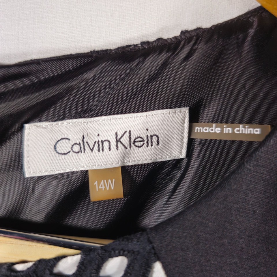 Calvin Klein geometric sheath dress. 14W, slimming style. Work to ...