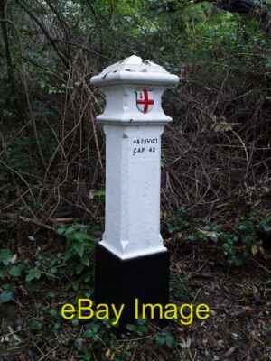 Photo 6x4 Coal tax post Banstead One of 219 coal tax posts surviving ...