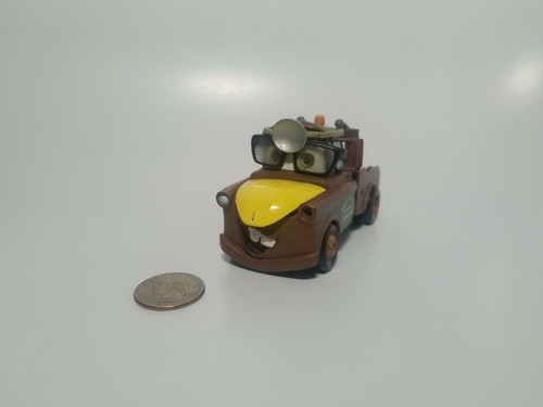 Disney Pixar Cars Unidentified Flying Mater Dr Abschlepp Wagen Diecast ...