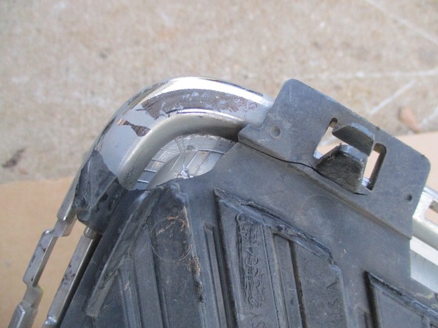 2016 17 Chevy Chevrolet Cruze Lower Grill Grille OEM 23504350 for sale ...