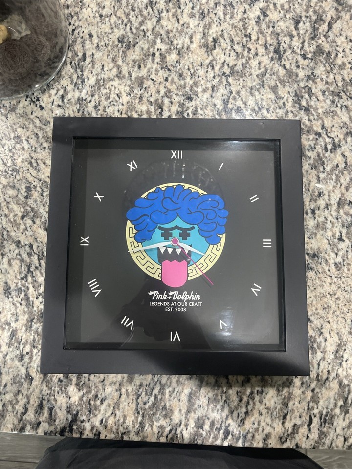 Pink Dolphin [Medusa] Wall Clock - Legends at Our Craft Est. 2008 ...