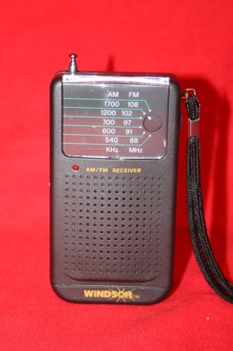 Vintage Windsor pocket radio model 2628 AM/FM *Tested Working* | eBay