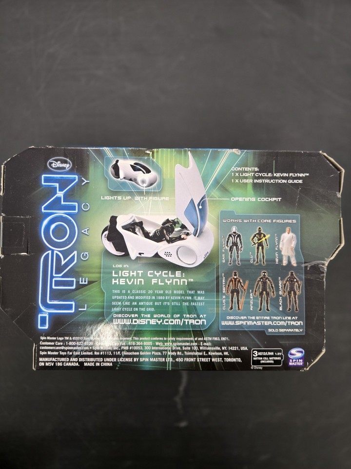 Tron Legacy Kevin Flynn Light Cycle Action Figure Cockpit 2010 Spin ...