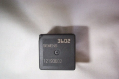 SIEMENS GM RELAY 12193602 | eBay