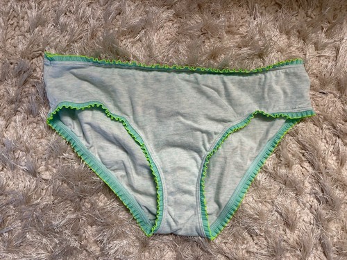 Victoria's Secret Old Vintage Ruffled Trim Hipster Pantie Size L! VERY ...