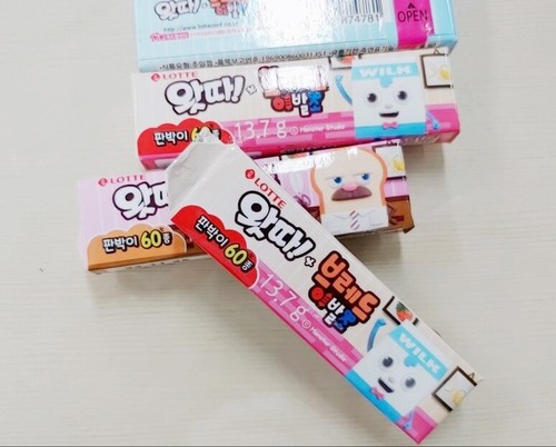 Korean LOTTE WATTA Gum Bread Barber Shop Bubble Gum 1Box(13.7g x ...