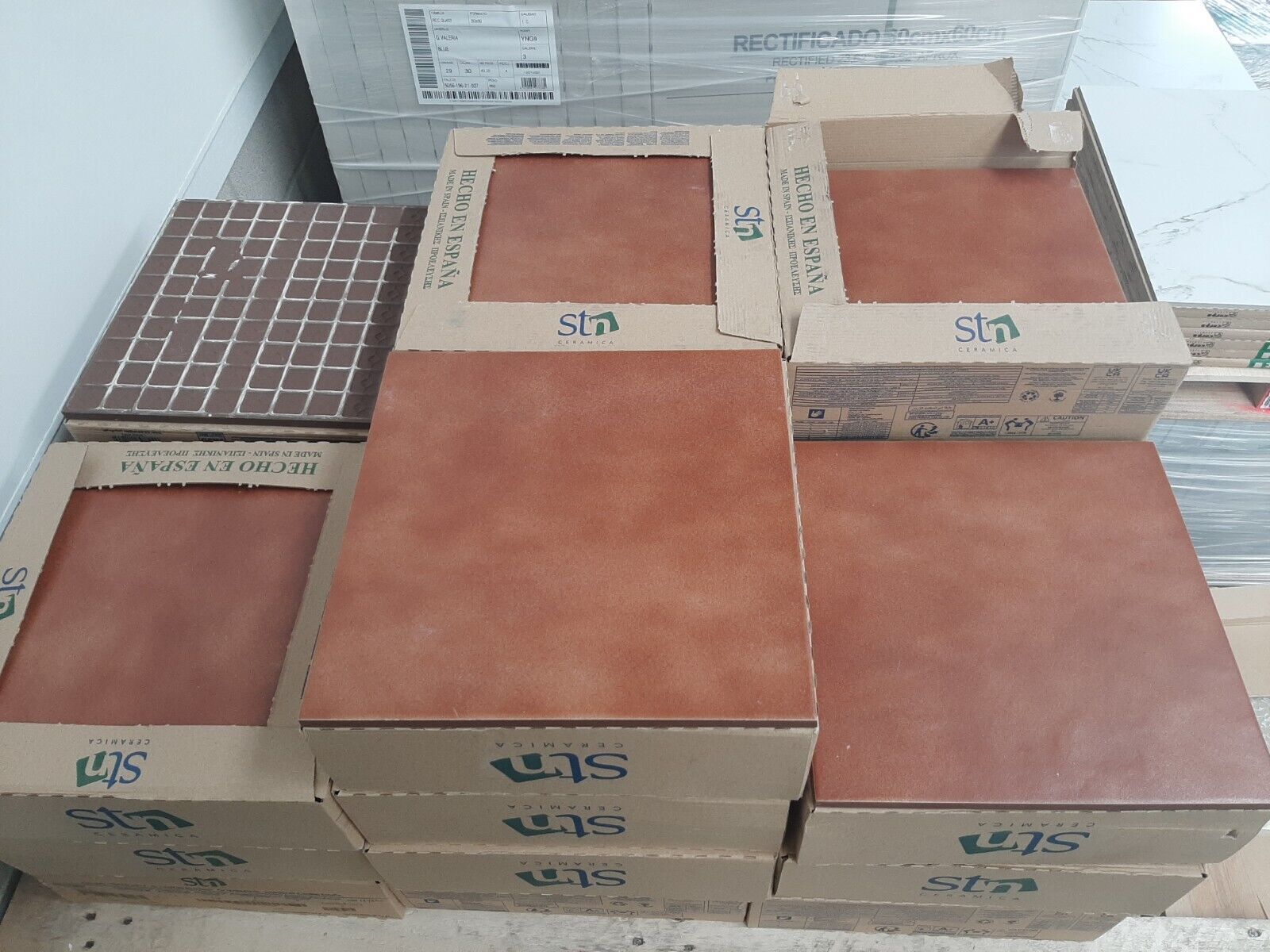 TILES JOBLOT 4: EXTREMELY ANTI-SLIP R13,Terracotta Colour Floor Tiles ...