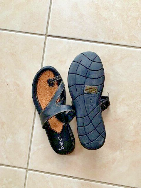 BORN B.O.C Slide Sandals Women's 10 Black Toe Loop Laurina New | eBay