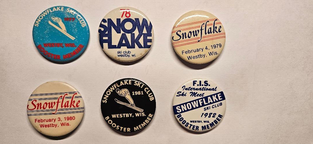 Snowflake Ski Club Antique Pinback Buttons,36 Assorted Years.Westby,Wi ...
