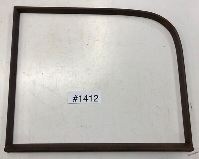 1928 STUDEBAKER 4 DOOR SEDAN PASSENGER REAR QUARTER WINDOW GARNISH ...