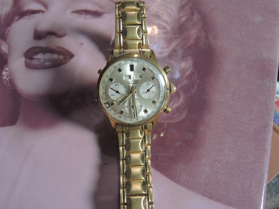 Vintage Vulcain Chronograph Triple Date Calendar Valjoux Swiss 71.1309. ...