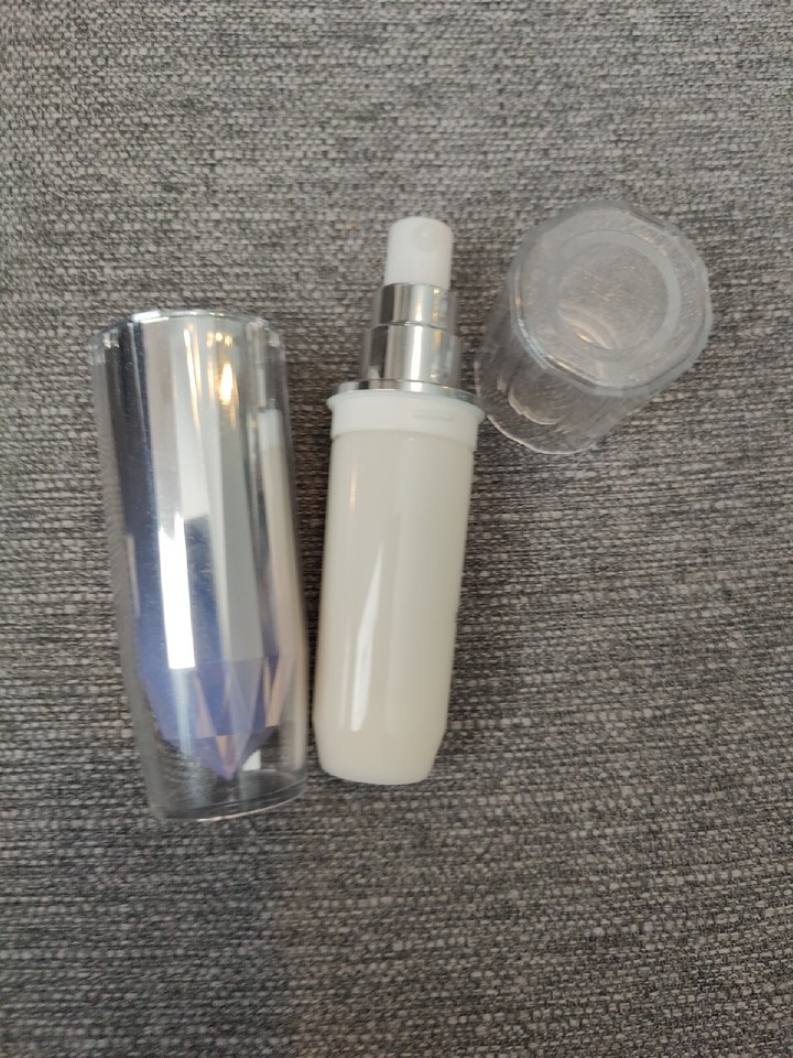 Shiseido BENEFIQUE "White Genius" Whitening Serum 45mL | eBay