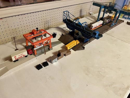 HO COX HO Scale TrainScapes 2 Dockside Cranes 1 conveyor & Cargo ...