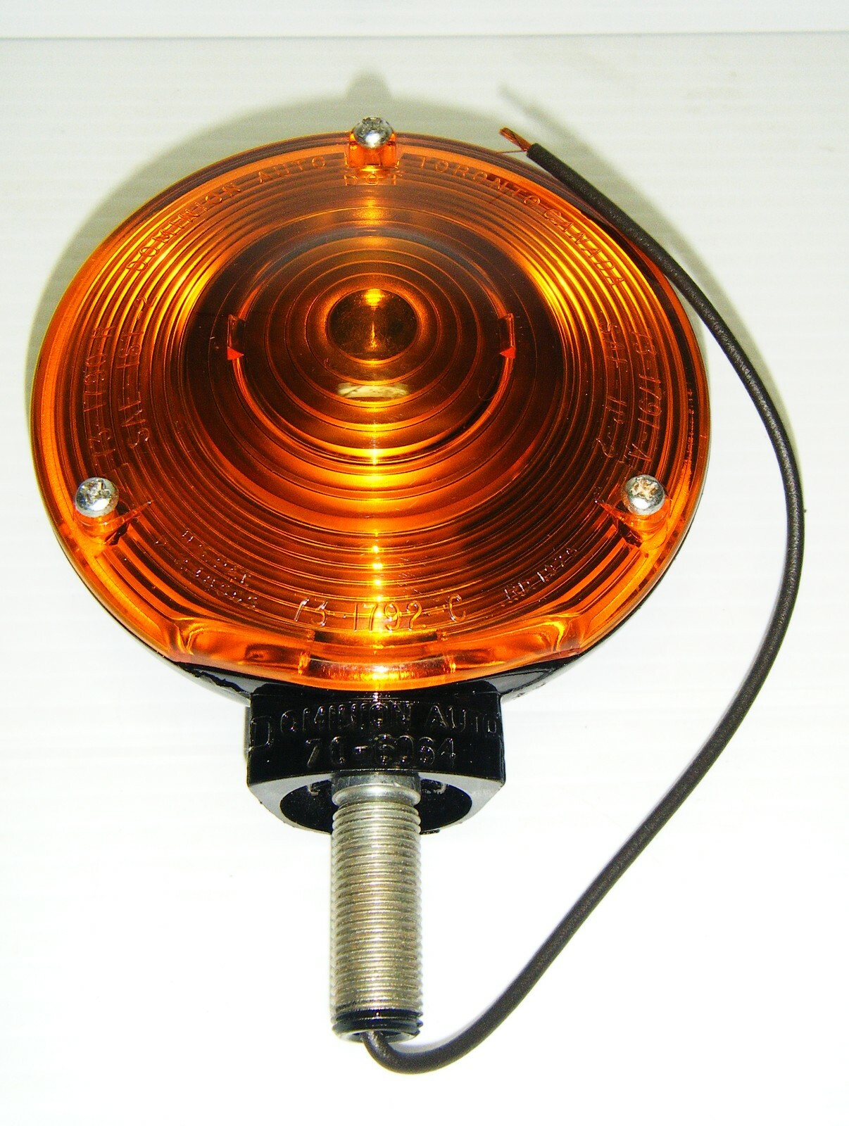 Dominion Auto Yellow Turn Signal 70-6063 73-1790-R | eBay