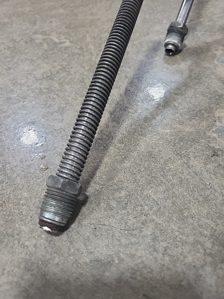 1992 Corvette C4 LT1 OEM Fuel Supply Lines Feed Return Oem Near Rail ...