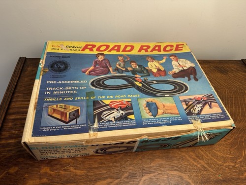 VINTAGE 1961 ELDON DELUXE ROAD RACE 1/32 SLOT CAR SET WITH 2 CARS ...