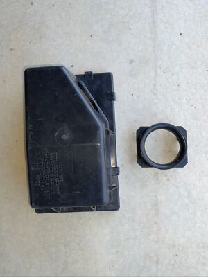 HOLDEN COMMODORE VN VP V6 INTAKE BOX BASE # 92031667 | eBay Australia