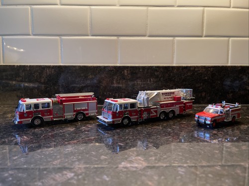 Code 3 Custom (FDNY) Yonkers Fire Department ALF Engine 71, Tower 71 ...